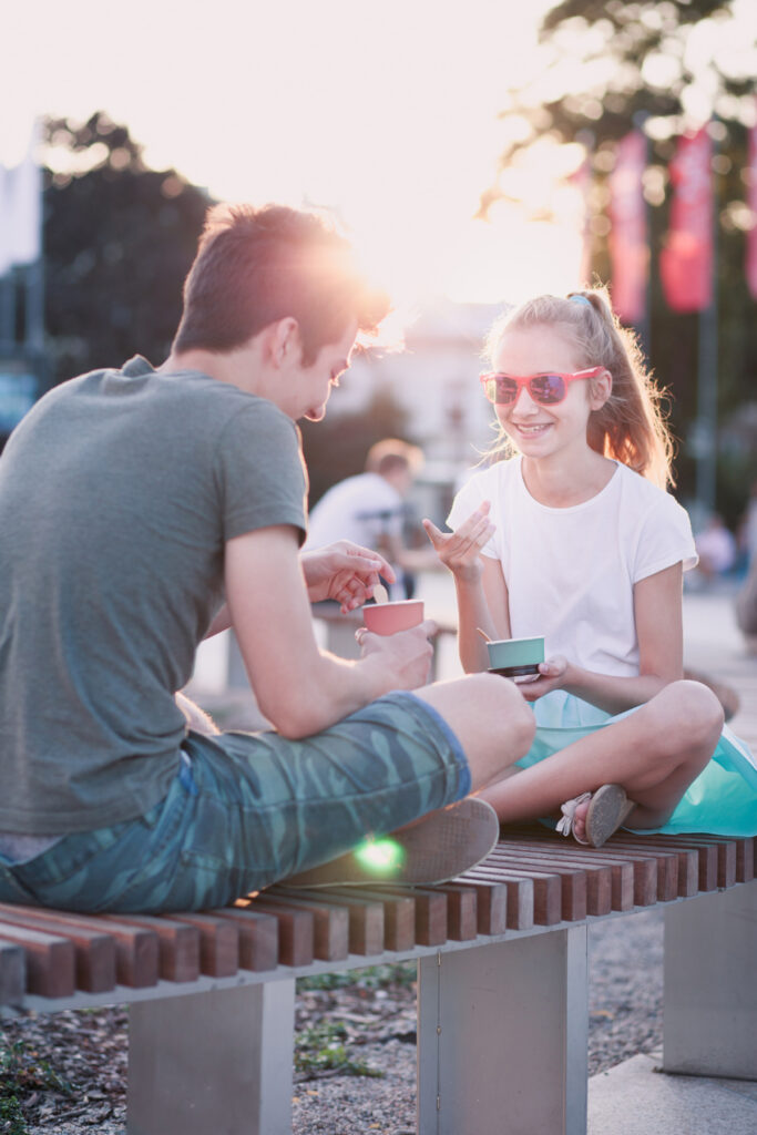 45 Cute Date Ideas for Teens You Can Afford - momma teen