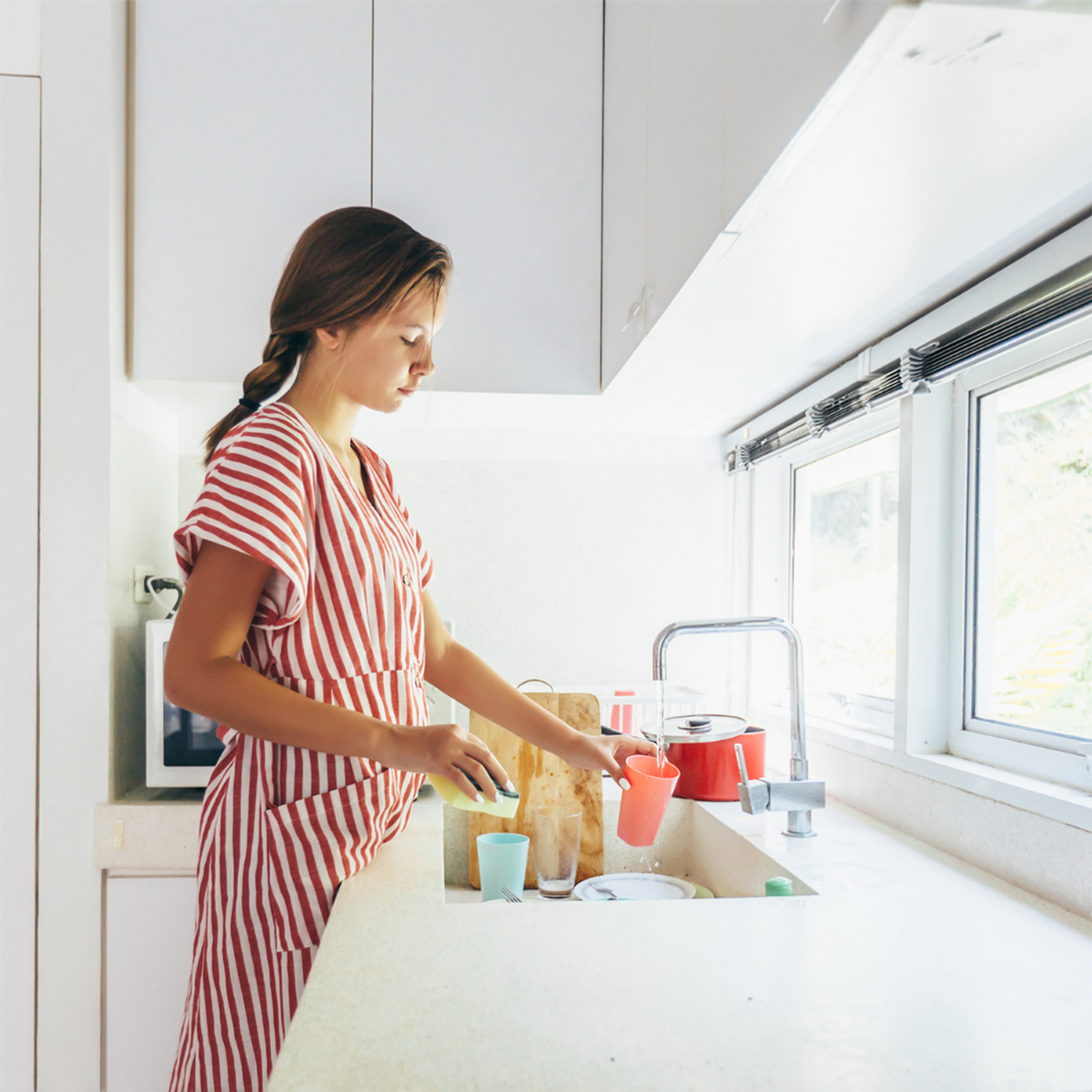 Best Chores for Teenagers + Tips for Creating Habits - momma teen