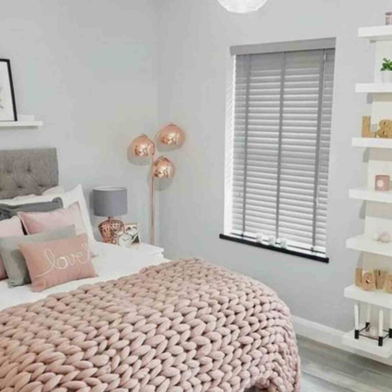 47+ Grey Teenage Girl Room Designs w/ Cozy Pink Touches - momma teen