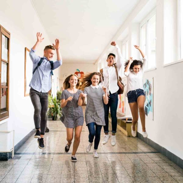 53+ FUN High School Spirit Week Ideas - momma teen