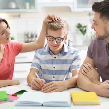 7 MOST Important Questions to Ask Teens Weekly - momma teen