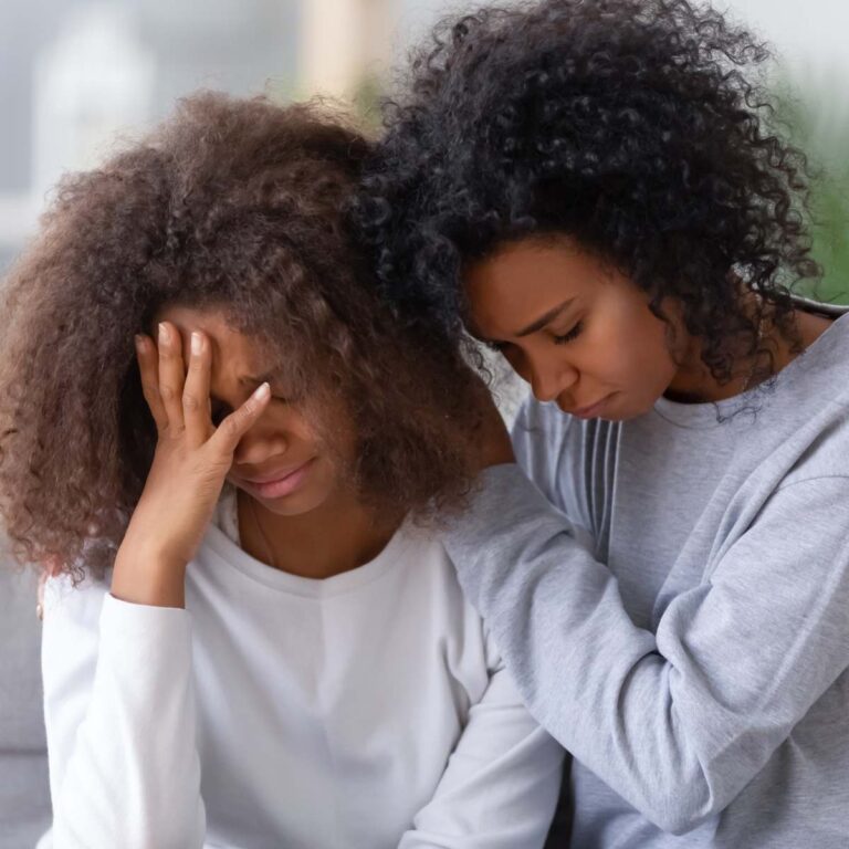 21 Tips for How to Help Your Teen Not Be Left Out - momma teen