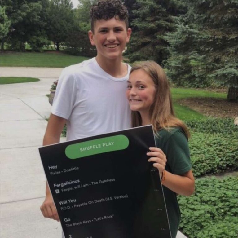 HOCO Signs To Use For Proposals 101 Guide - momma teen