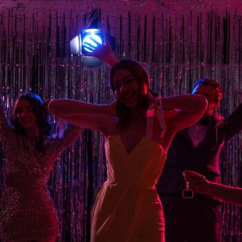 Have The Ultimate Homecoming Dance High School Experience - momma teen