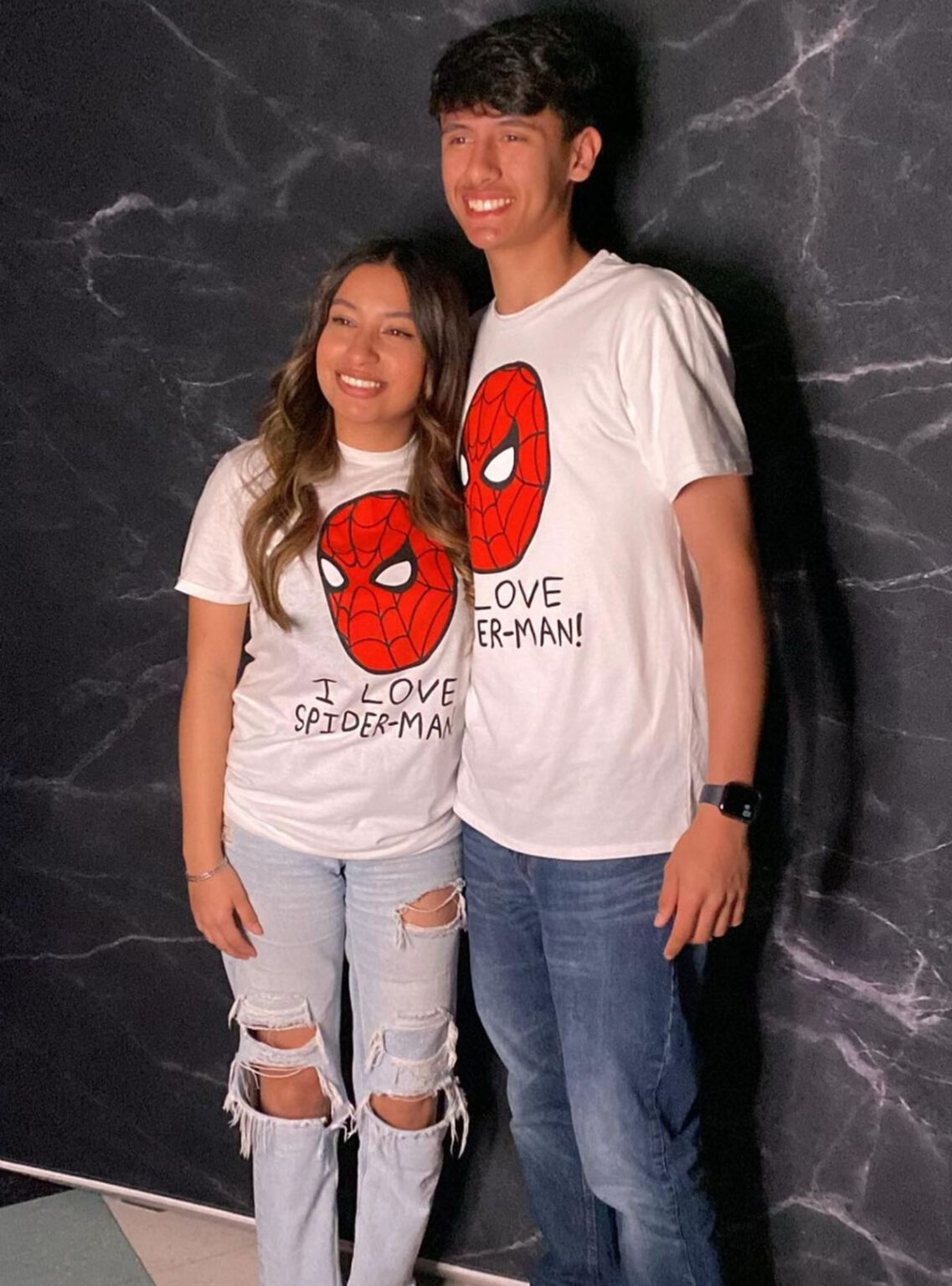 Sadie Hawkins Dance Guide For Proposals, Outfits & How It Works - momma ...