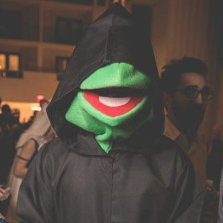 31 Iconic Meme Day Ideas For A Hilarious Spirit Week - momma teen