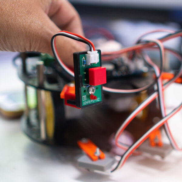 Science Gifts for Teens 31 STEM Ideas - momma teen