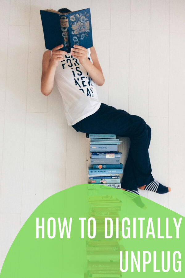 How To Do A Digital Detox Challenge & Why You Should - momma teen